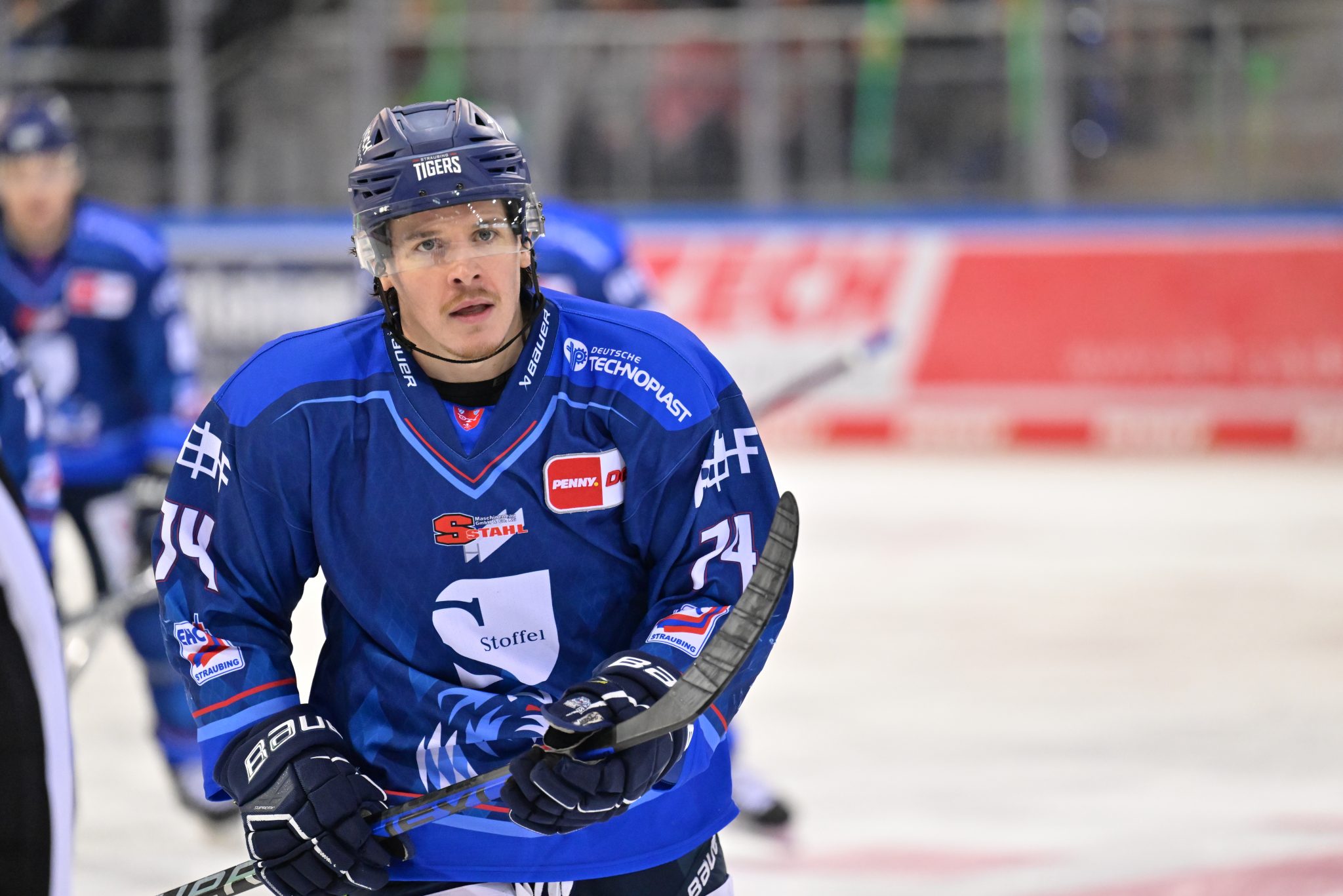 Ein Spiel Sperre für Travis St. Denis - Straubing Tigers